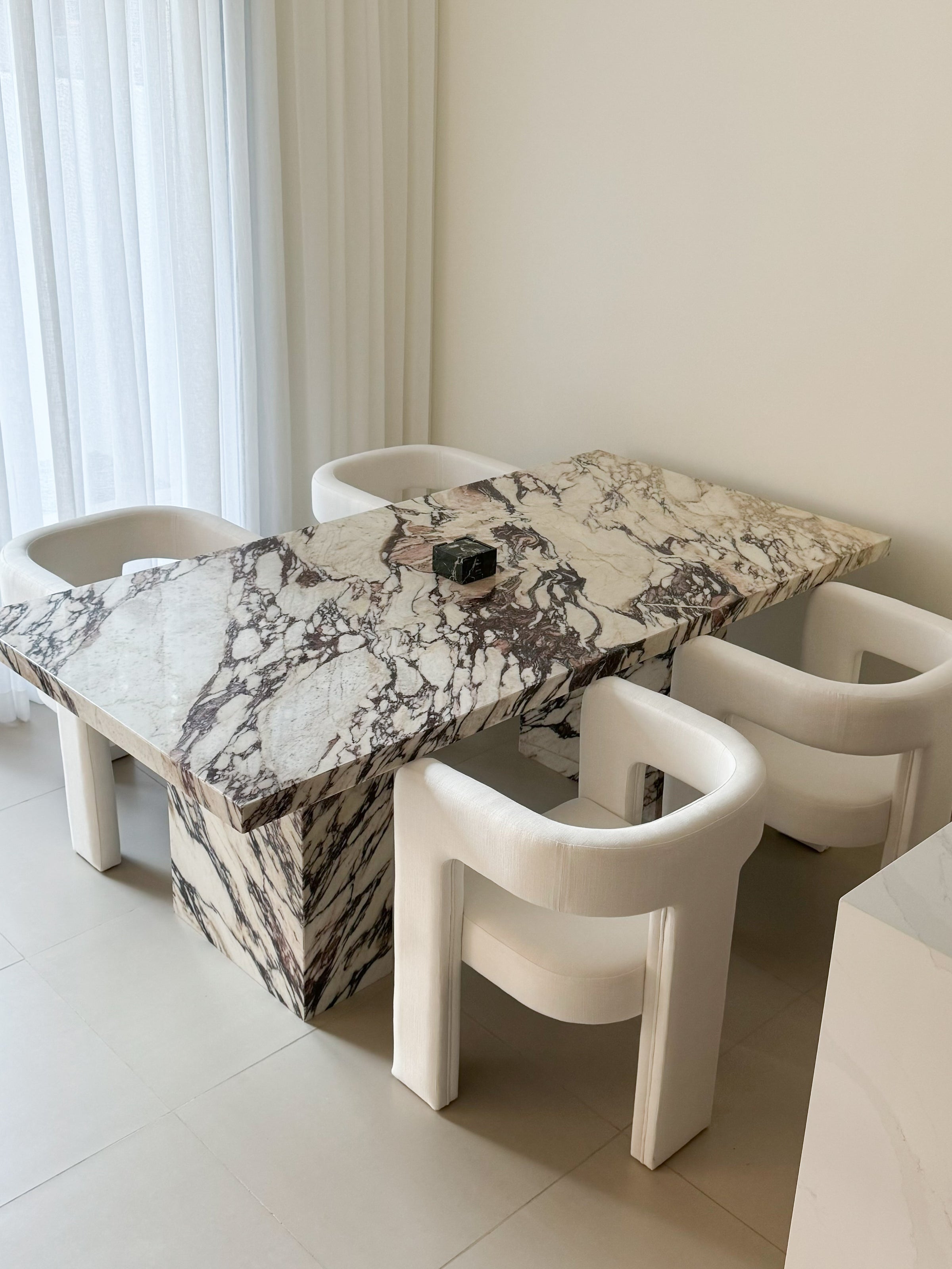 Shop Premium Dining Tables Online in Dubai, UAE - Palm Living